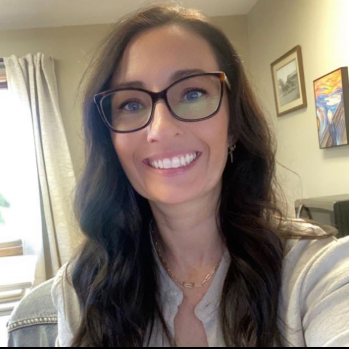 Sydney S's Amazon Page