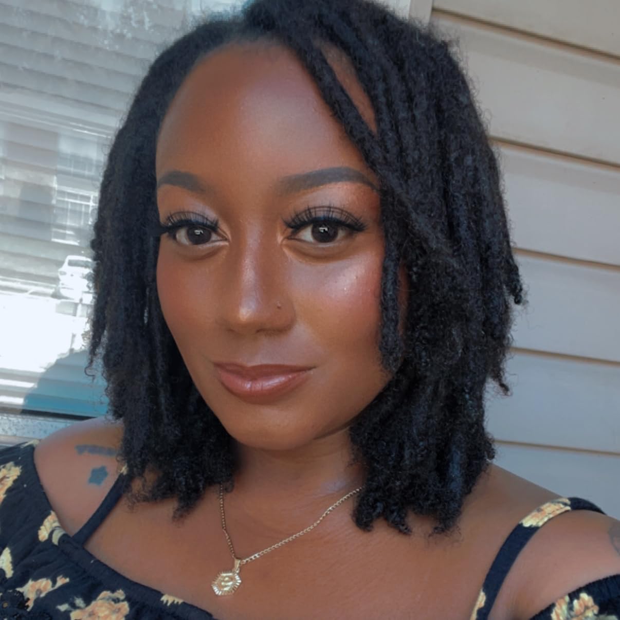 Schae Lewis's Amazon Page