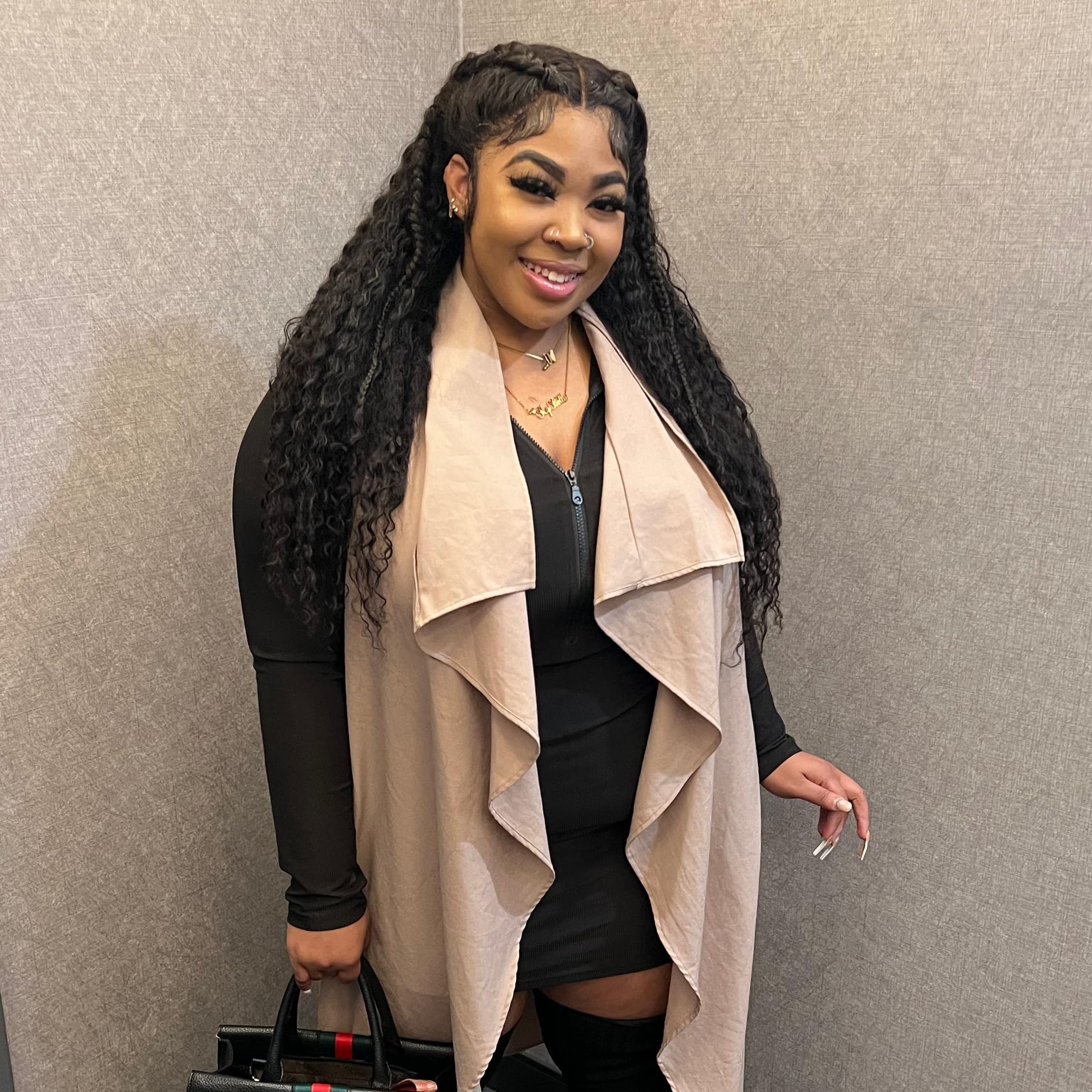 Simèyah D’Nea's Amazon Page