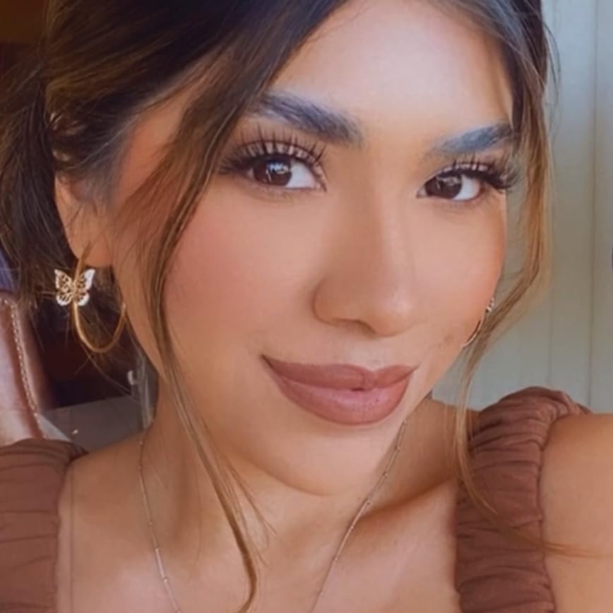 Abigail Ortiz's Amazon Page