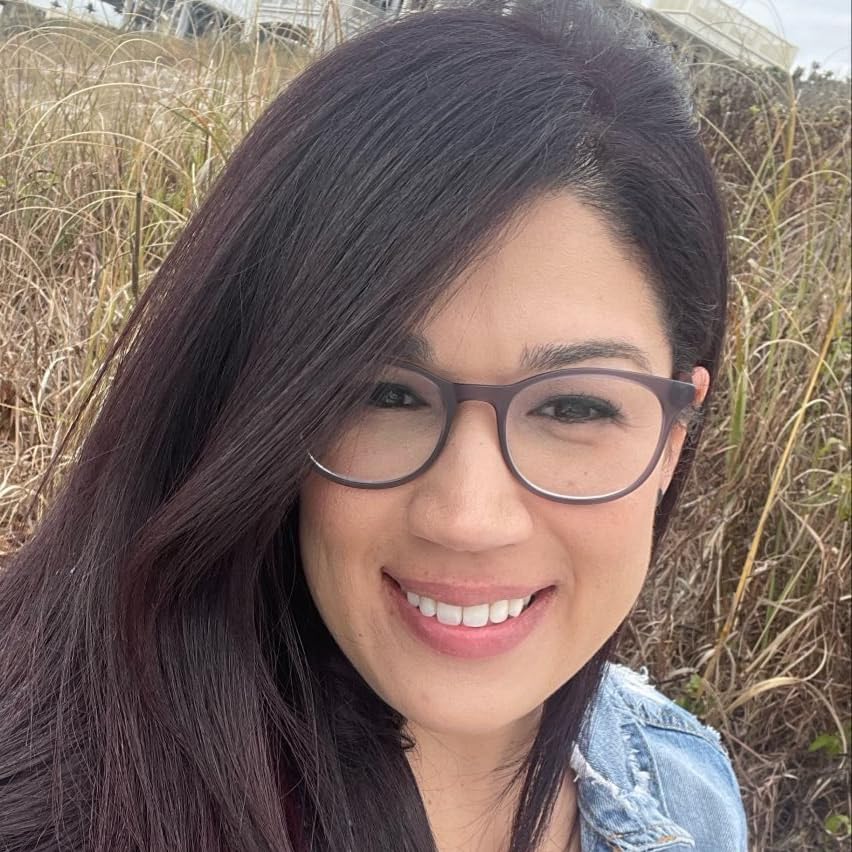 Solymar Torres's Amazon Page