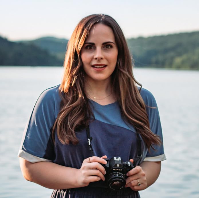 Stella Cadente's Amazon Page