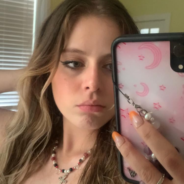 Ivanna Roque's Amazon Page