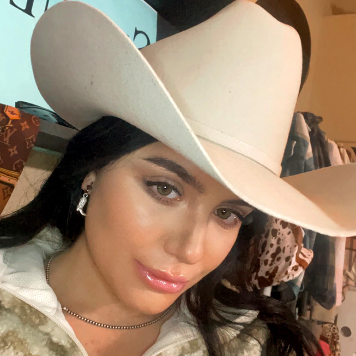 Sydney Williams's Amazon Page