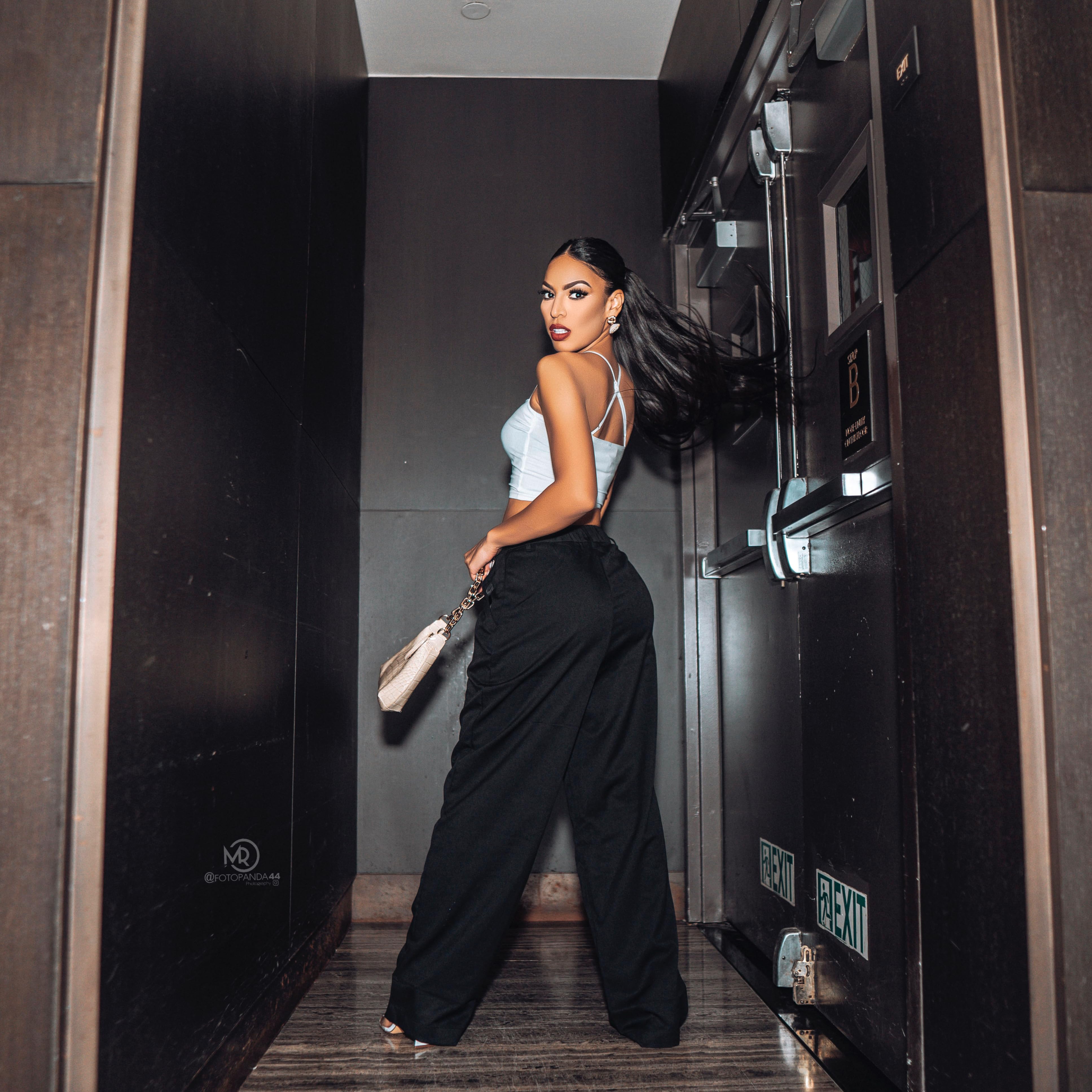 Taina Pimentel's Amazon Page