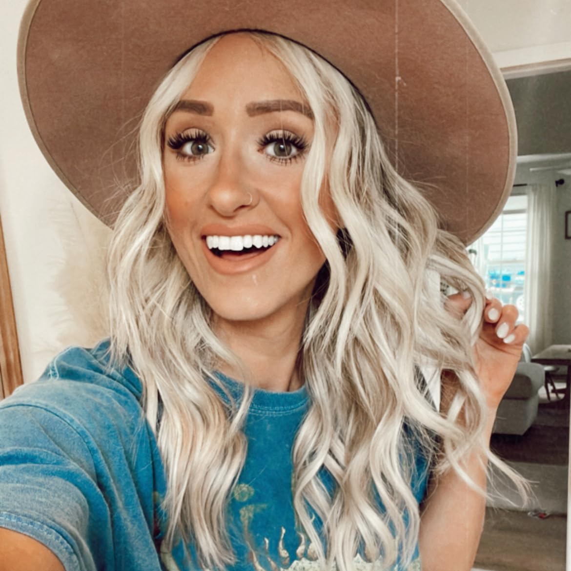 Carly Groesser's Amazon Page