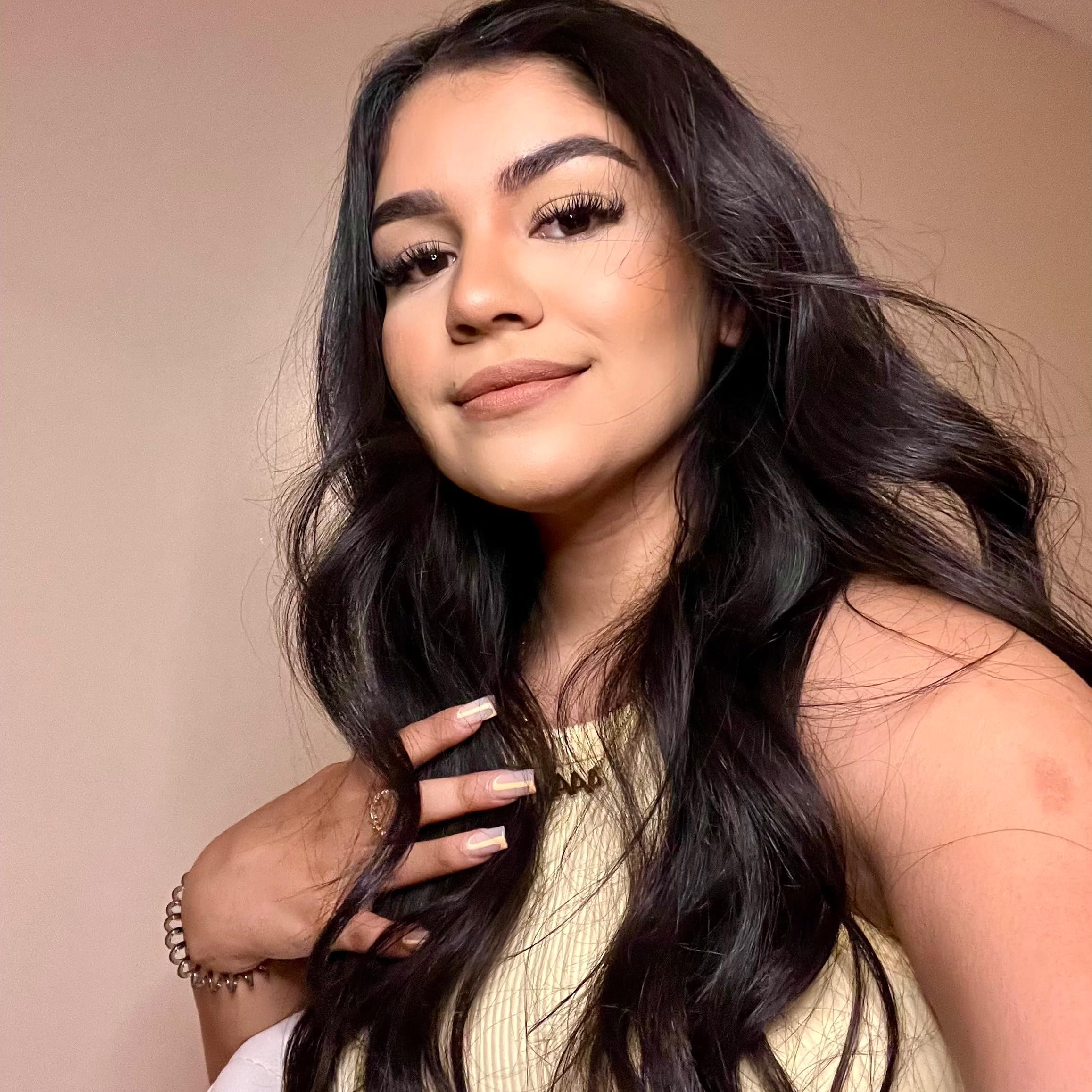 fatima lopez's Amazon Page