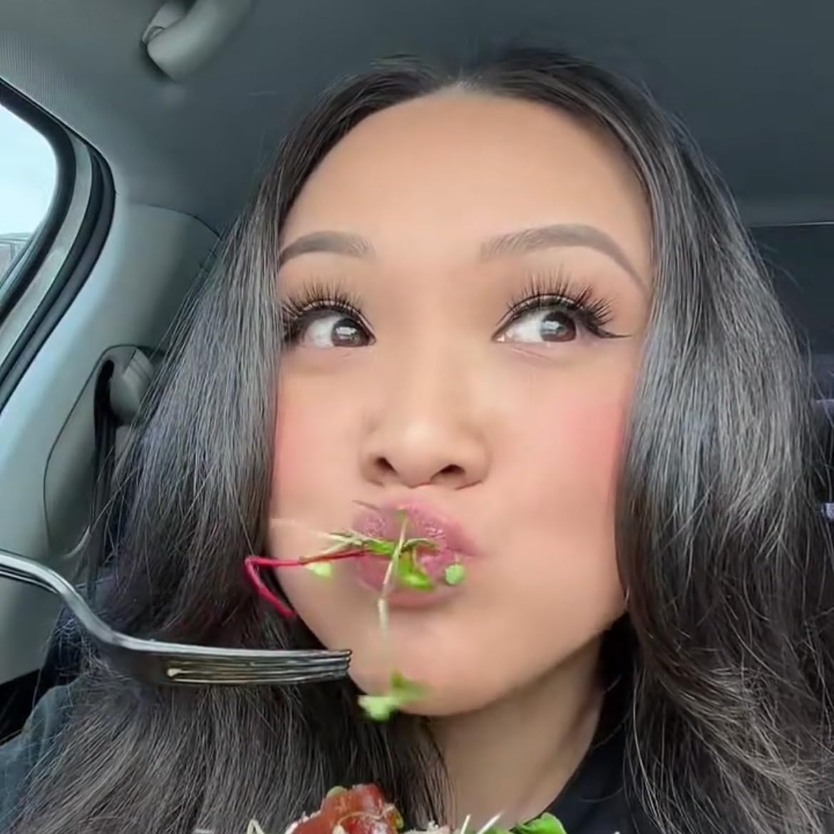 Trinhdoesthings's Amazon Page