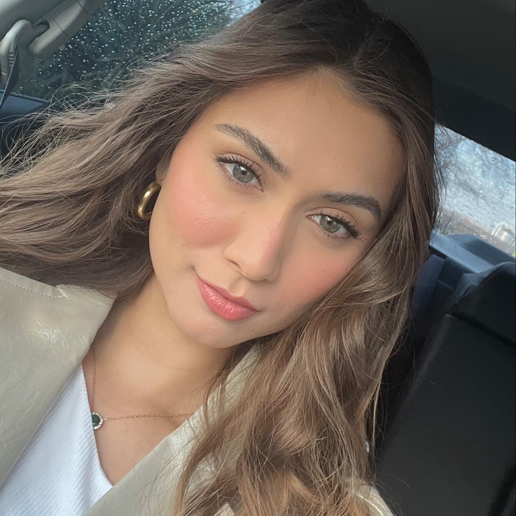 Valeria Gisel Mendoza's Amazon Page