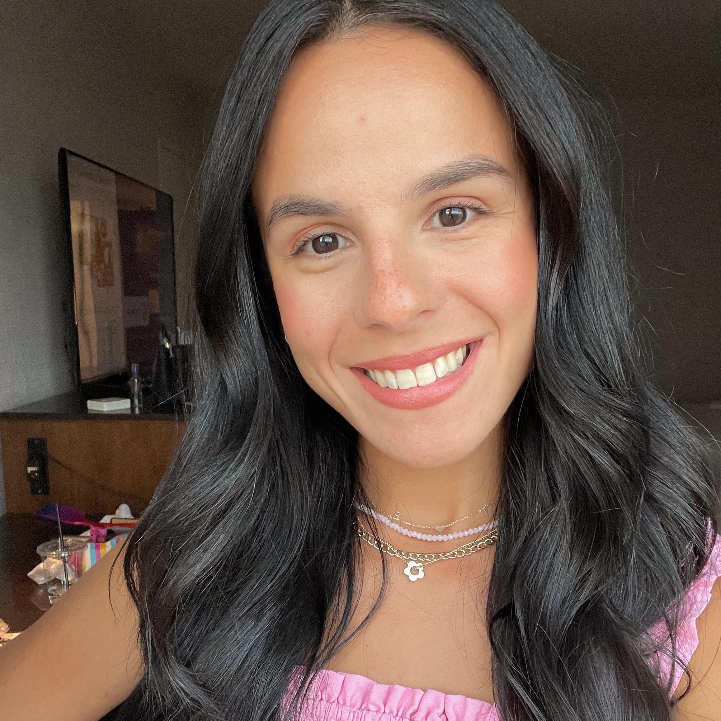 Valeryn Tabares's Amazon Page