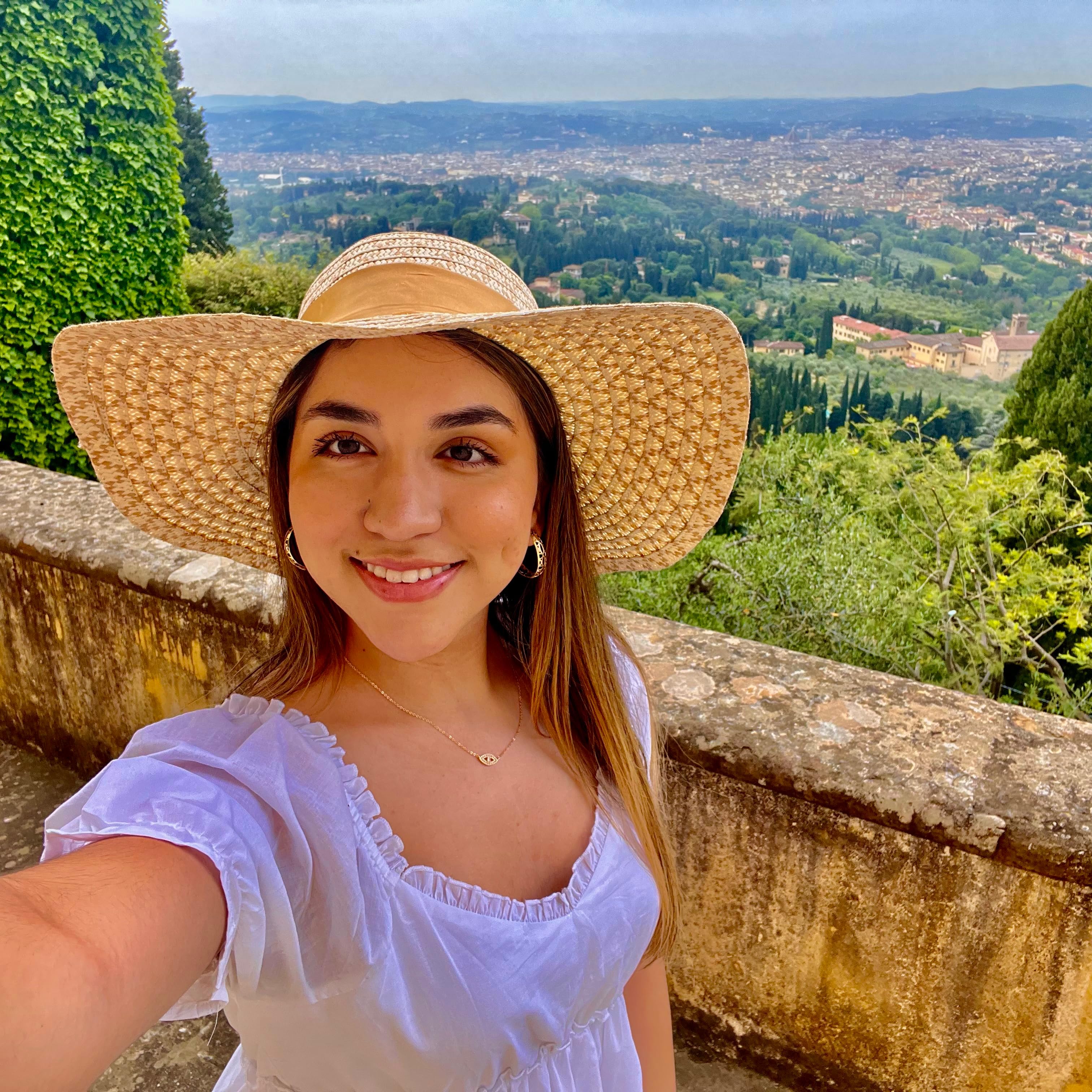 Vanesa Fernanda's Amazon Page