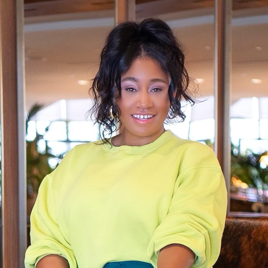 Vee with the Eye's Amazon Page