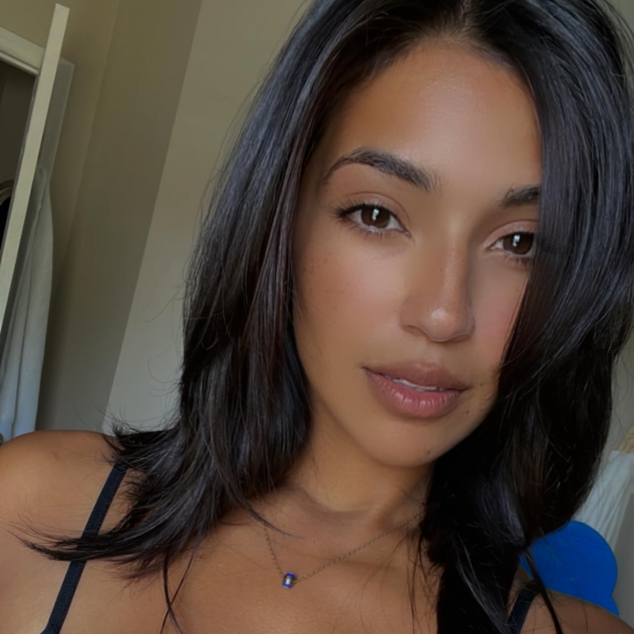 Xiomara favela's Amazon Page