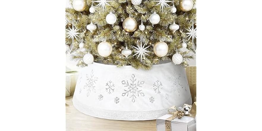 White Christmas Tree Collar