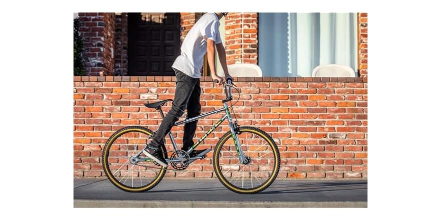 Schwinn Predator Team 24 Freestyle BMX Bike