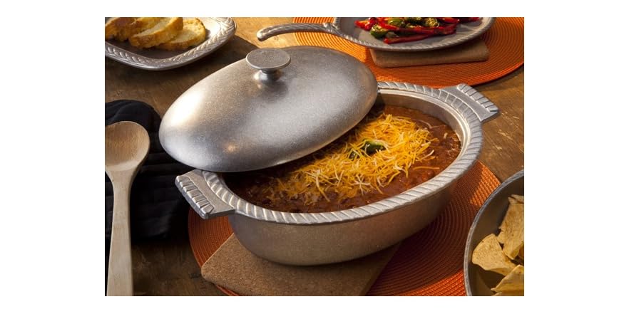 Wilton Armetale Chili Pot with Lid