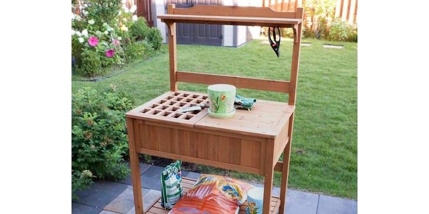Recessed Storage Potting Bench