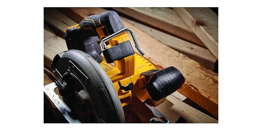 DEWALT DCS573B 20V MAX 7-1/4" Brushless Circular Saw