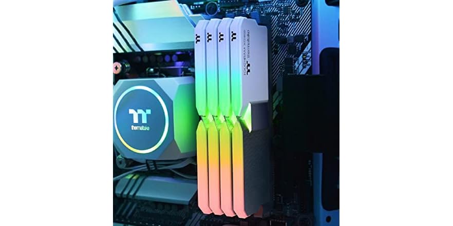 Thermaltake TOUGHRAM XG RGB White DDR4