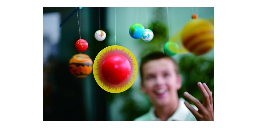 4M 3D Glow-In-The-Dark Solar System Kit