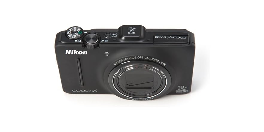 Nikon 16MP Digital Camera w/18x Opt Zoom