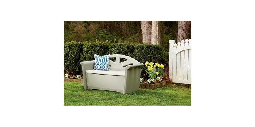 Rubbermaid Resin Storage Deck Box Bench