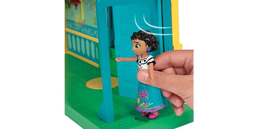 Disney Encanto Mirabel Small Doll & Room Set