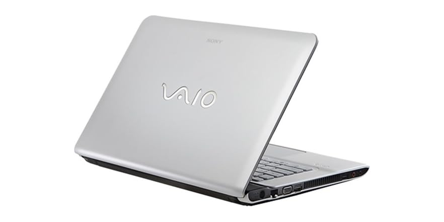 Sony White 14" VAIO SVE14118FXW Laptop