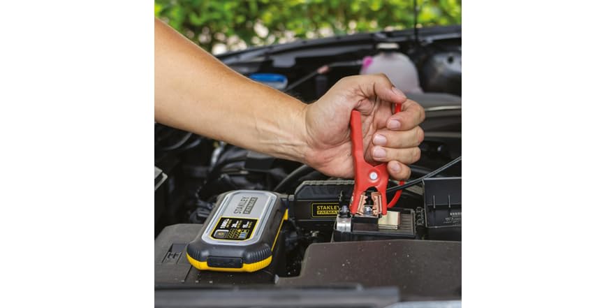 Stanley FatMax 1800A Lithium Starter & Charger Kit