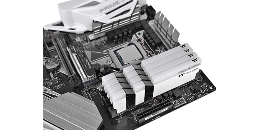Thermaltake TOUGHRAM RGB White DDR4