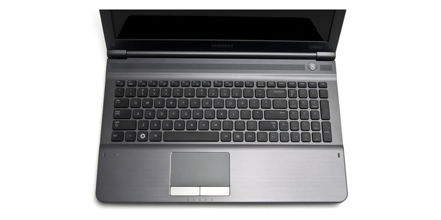 Samsung 15.3” Quad-Core i7 Laptop with WiDi, WiMAX, Blu-ray & HD LED ...