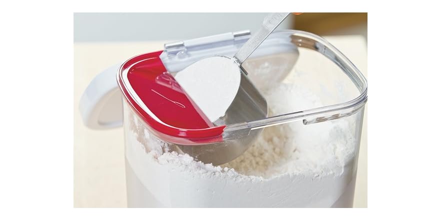 Flour Keeper with Built in Leveler