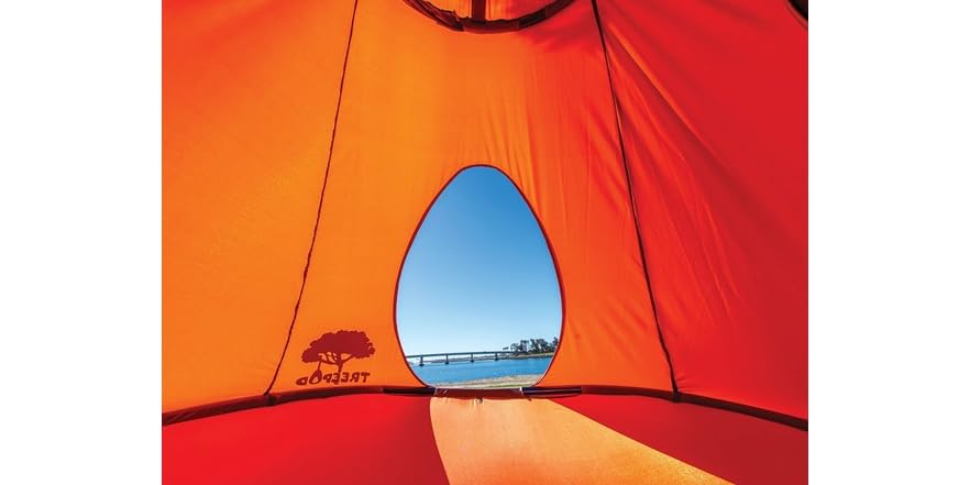 TreePod Hanging Tree Houses