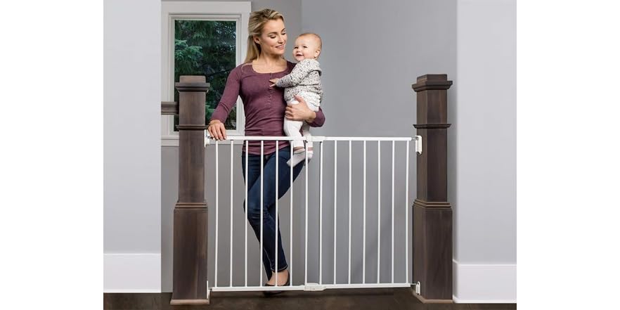 Regalo 2-in-1 Walk Through Baby & Pet Gate