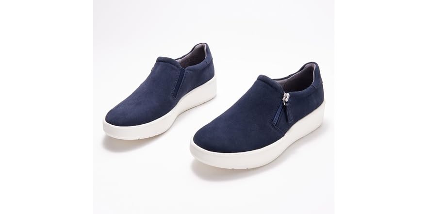 Clarks Collection Slip Layton Sneakers (Open Box)