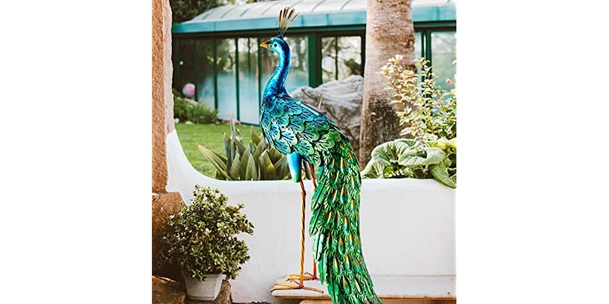 Outdoor Solar Peacock Statue