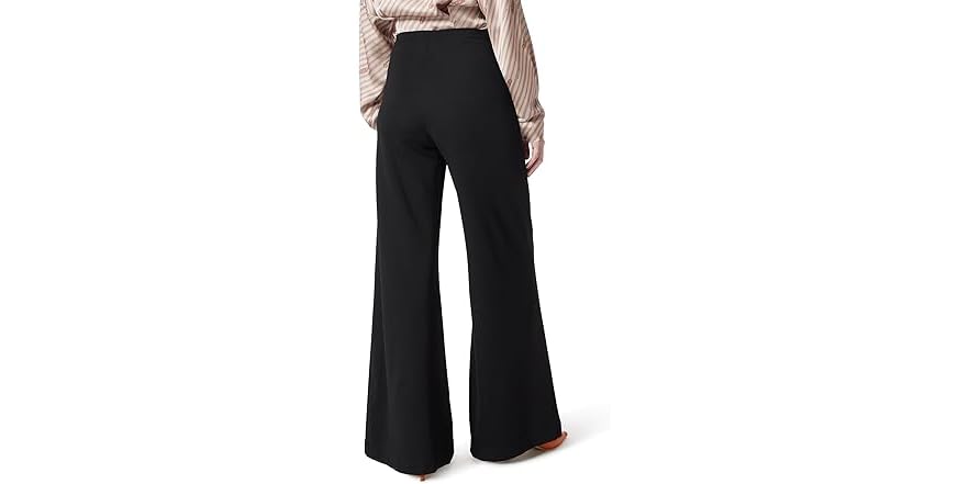 DEE OCLEPPO Women's Anna Pin Tuck Pant