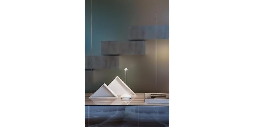 Zafferano Pina Pro LED Table Lamp
