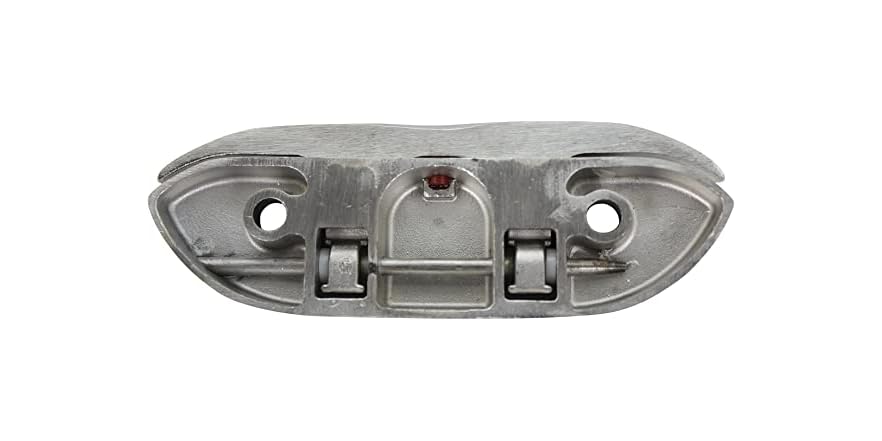 Extreme Max Folding Steel Cleat