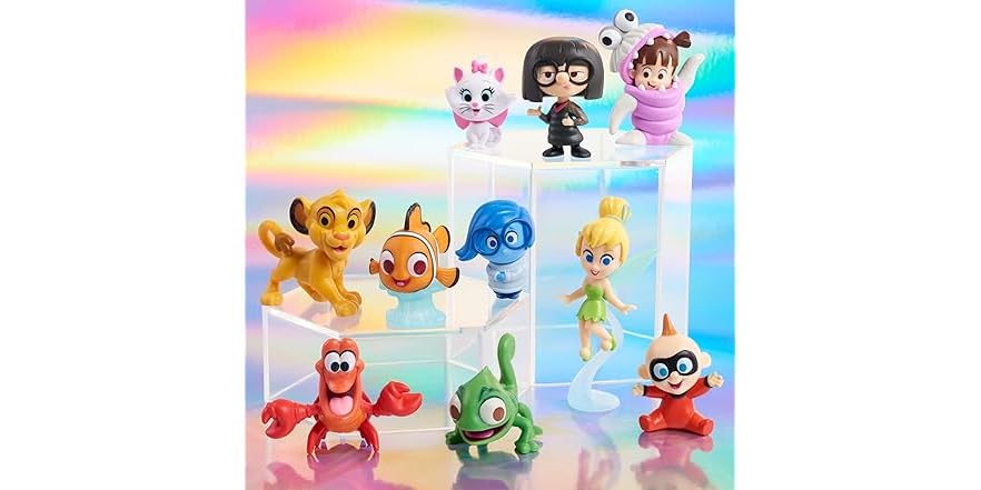 Disney100 Small But Mighty Figure Set