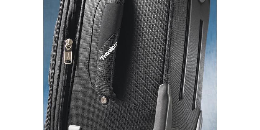 Travelpro WalkAbout LITE 4 Suiter