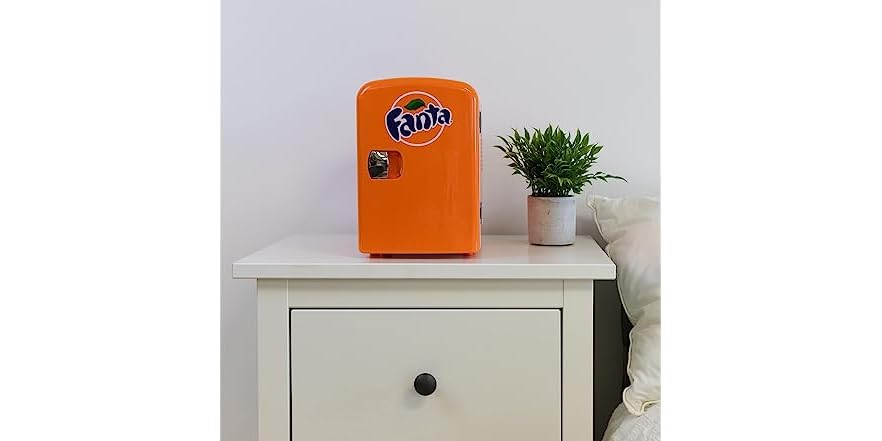 Coca-Cola Fanta Mini Cooler/Fridge