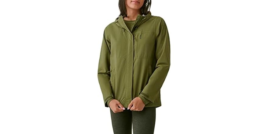 BASS OUTDOOR Women's Hooded Rain Jacket
