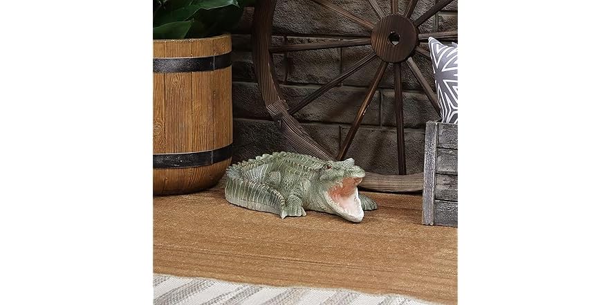 Sunnydaze Chloe The Crabby Crocodile Statue Patio