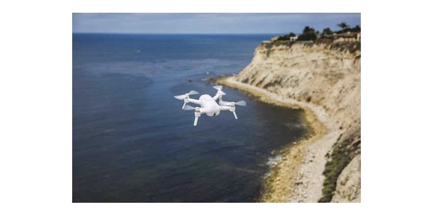 Yuneec Breeze Drone w/ 4K Camera & BT Controller