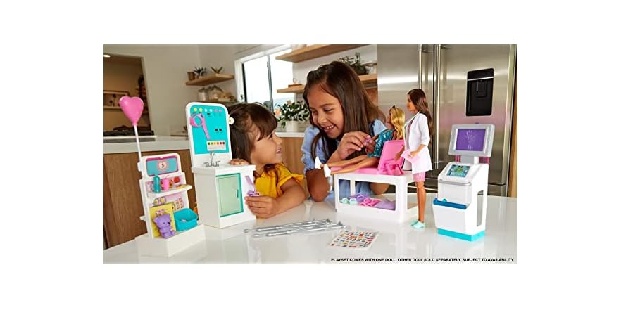 Barbie Fast Cast Clinic Playset