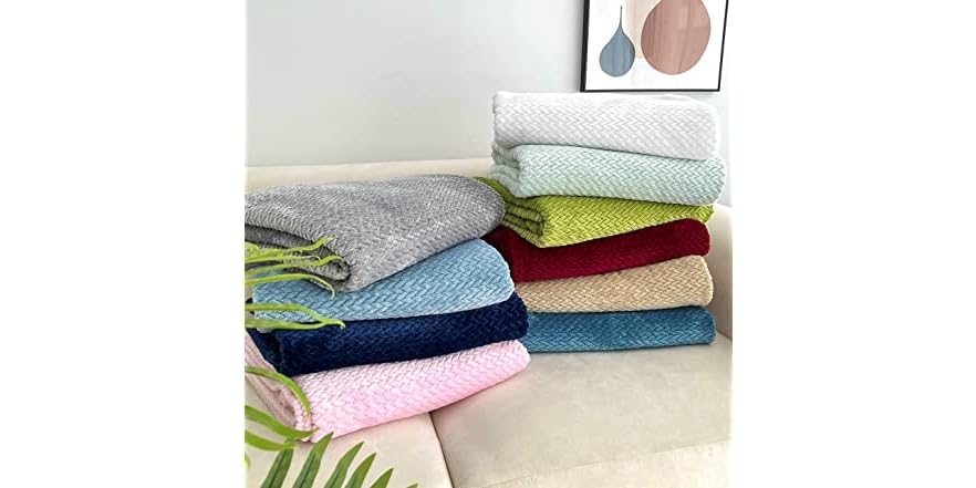 Super Soft Throw Blanket