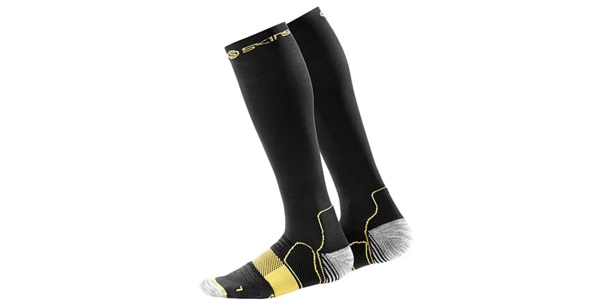 SKINS Essentials Active Compression Sock