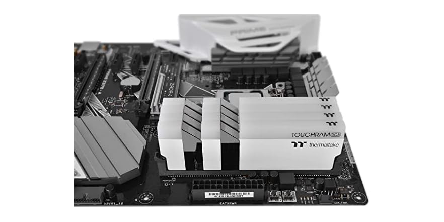 Thermaltake TOUGHRAM RGB White DDR4