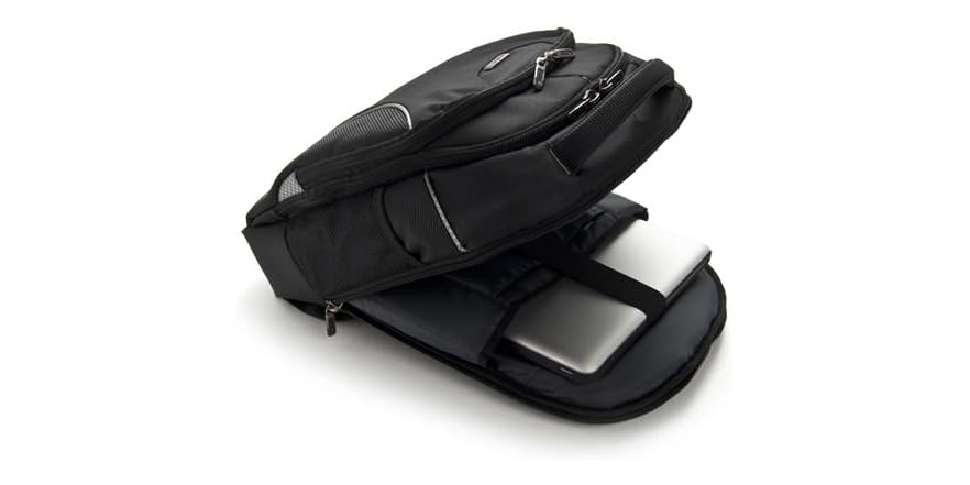 SOLO Sentinel Collection 17.3” Laptop Backpack